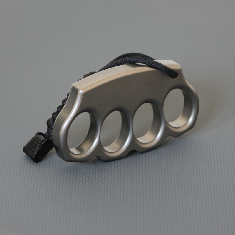 Classic Thickened Titanium Knuckle Duster – Brass Knuckle